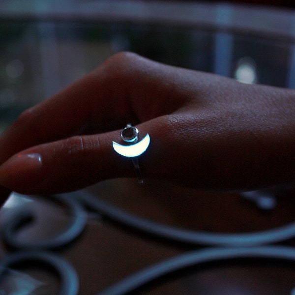 Moon Ring - Etsy