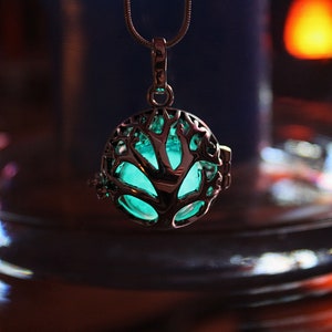 Tree of Life Locket Pendant / Glow in the Dark / 2 Glass Bubble Pendant ...