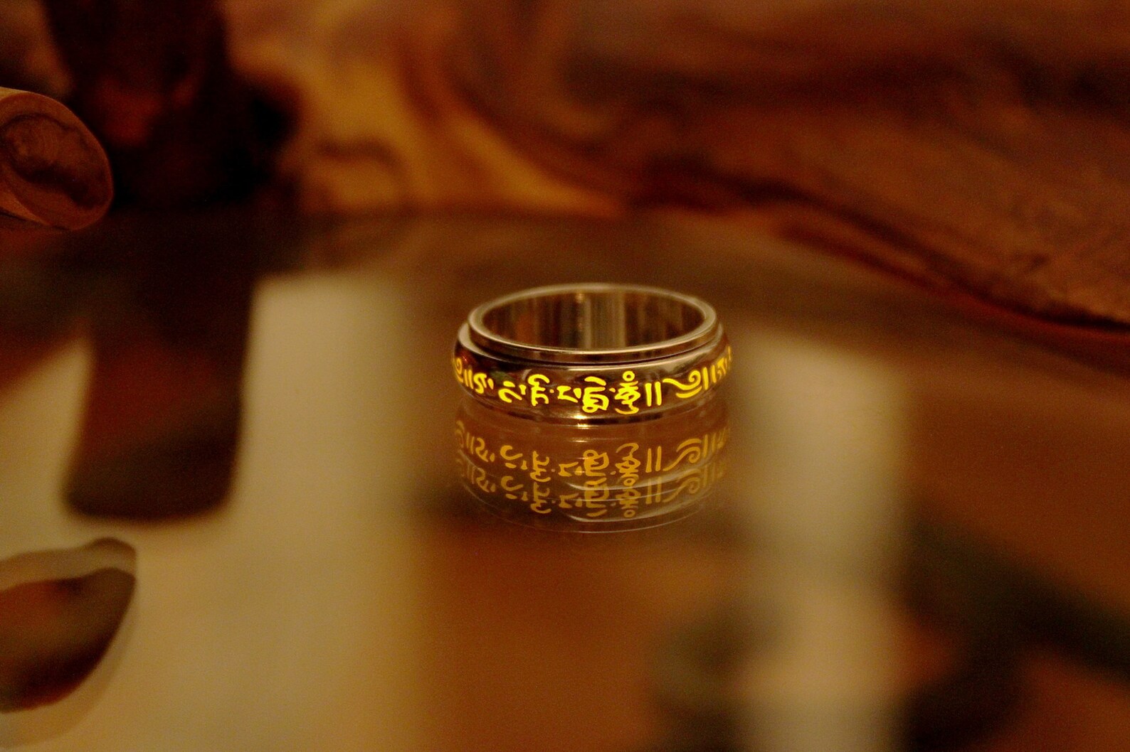 Om Mani Padme Hum Ring / Glow in the Dark / Spinner Wheel - Etsy Canada