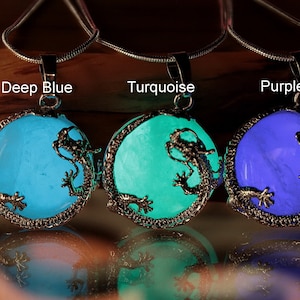 Dragon Quartz Crystal / Glow in the Dark / Dragon Surrounding Crystal ...