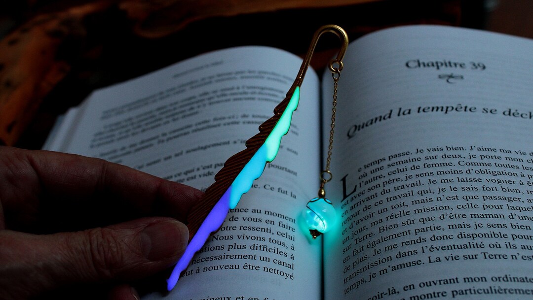 Gold Feather Bookmark / Glow in the Dark / Luminous Silver Bookmark ...