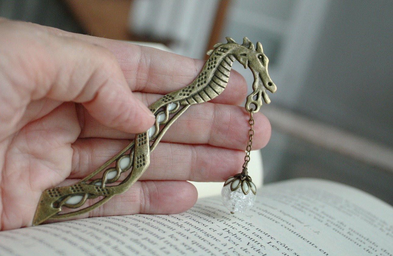 Dragon Bookmark Glow in the Dark / Luminous Bookmark / | Etsy