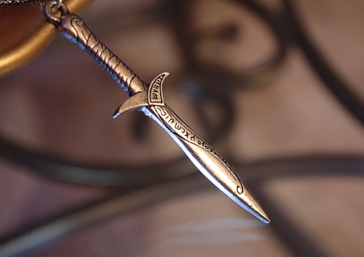 Sword Pendant Glow in the Dark / Elven Dagger Necklace / - Etsy