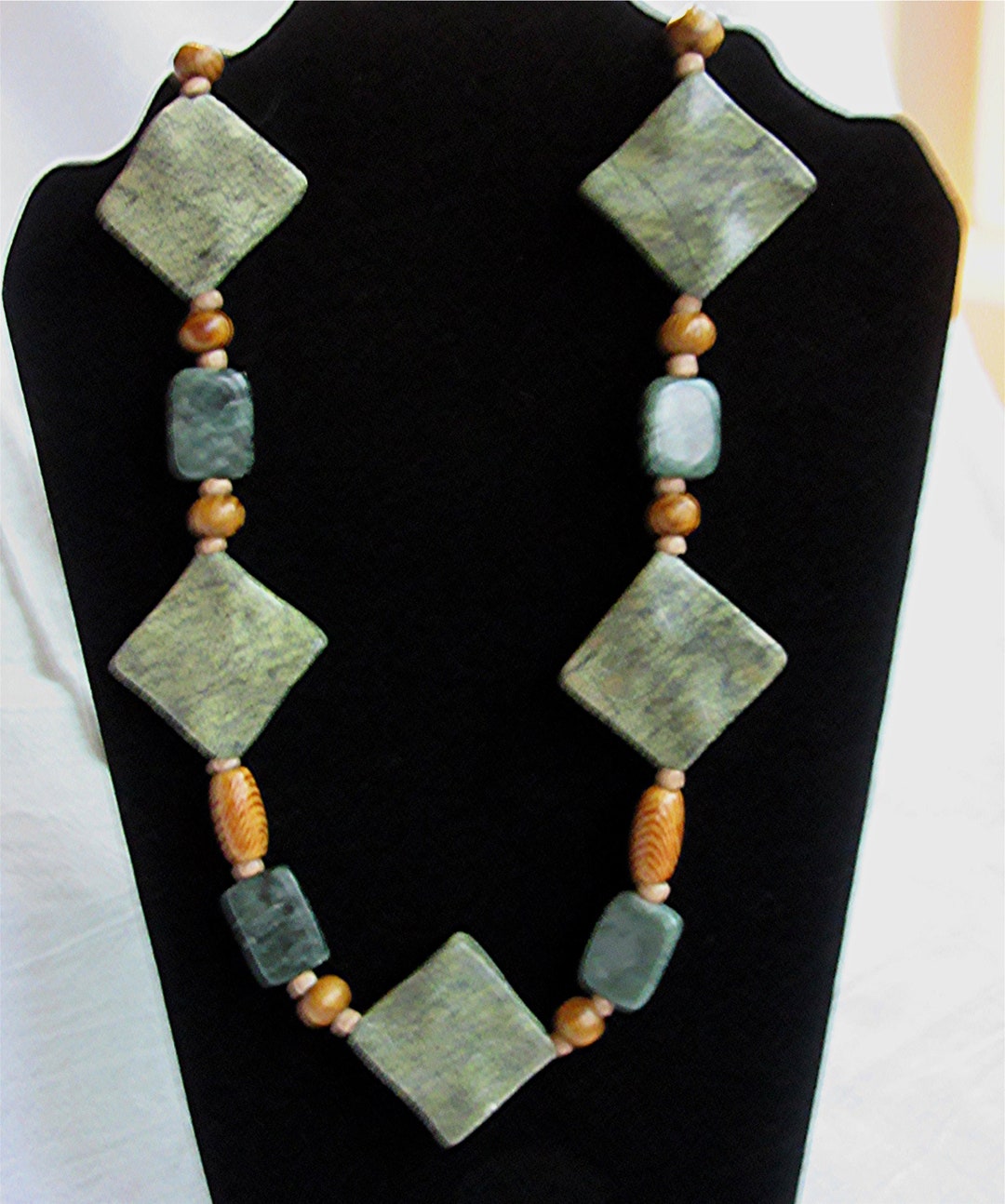 Large Green Stone Bead Necklace - Etsy