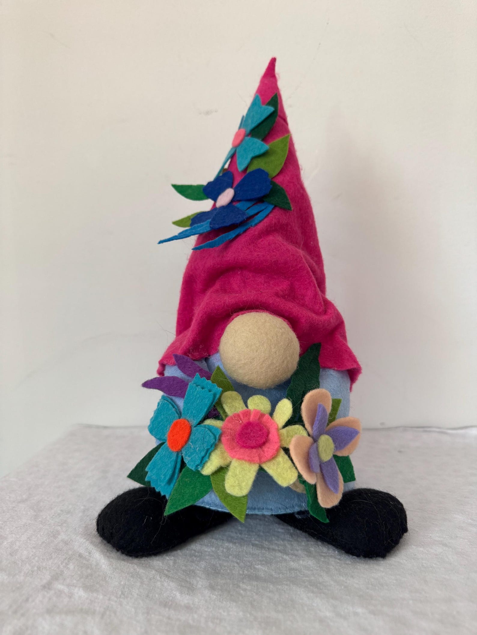 Handmade Felt Gnome With Flower Hat and Bouquet – Summer Decor - Etsy