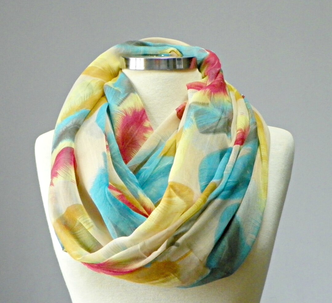 Feather Infinity Scarf, Cozy Infinity Scarf With Feather Print Soft ...