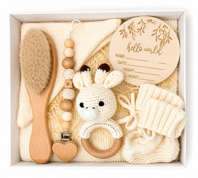 Personalised Baby Gift Set | FREE EMBROIDERY | Knit Blanket, Booties ...