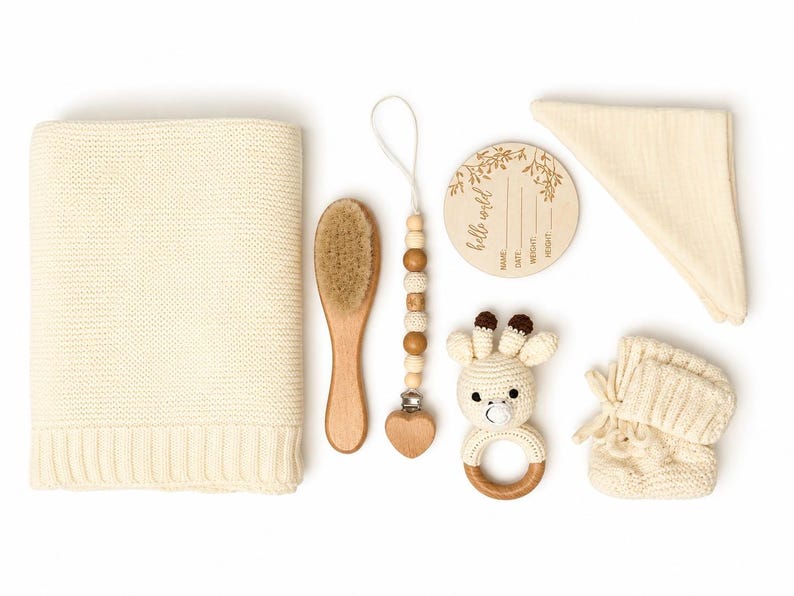 Personalised Baby Gift Set | FREE EMBROIDERY | Knit Blanket, Booties ...