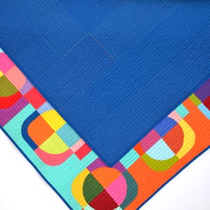 Modern Geometric Quilt, Color Block Quilt, Bright Lap Quilt, Circle ...