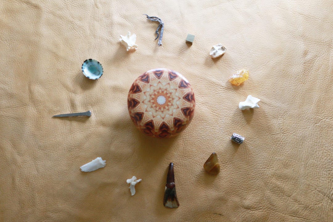 Antique History : Bone Throwing / Osteomancy Set - Etsy