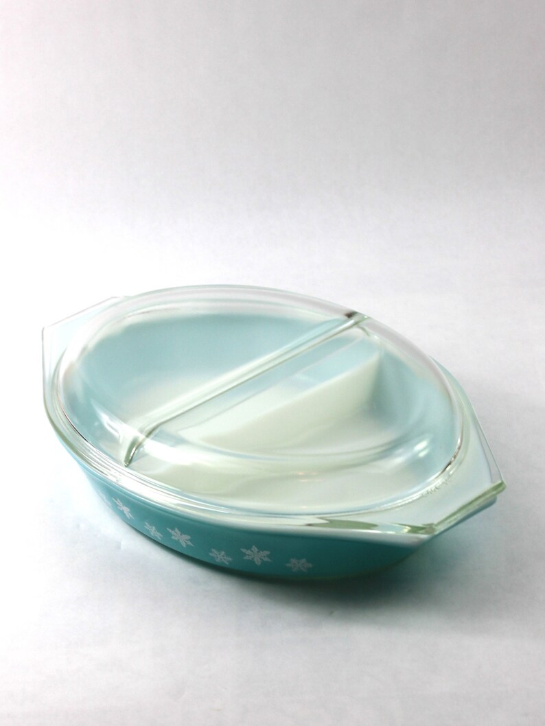 Vintage Pyrex Snowflake Blue Divided Casserole Dish 1.5 Quart - Etsy
