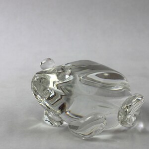 Steuben Crystal Frog Paperweight Figurine by Lloyd Atkins - Etsy