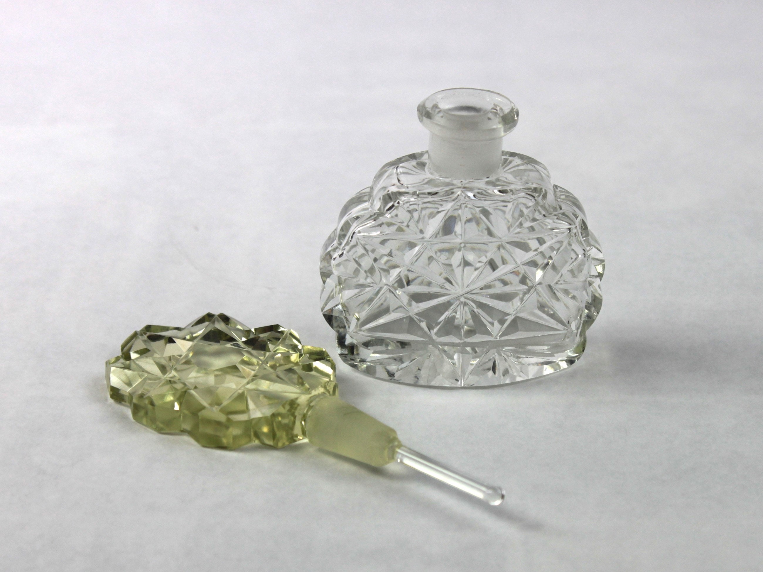 Art Deco Irice Crystal Perfume Bottle Made in Czechoslovakia - Etsy