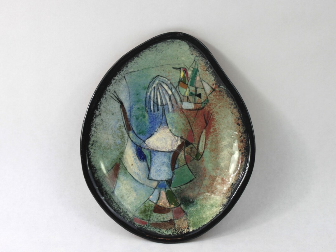 Polia Pillin Studio Art Pottery Freeform Tray Plate Abstract Female and ...