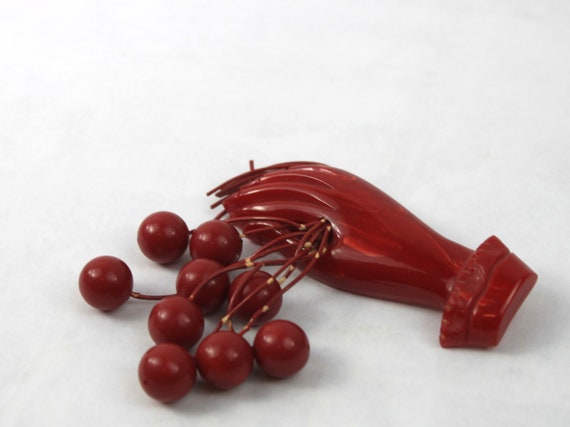 1940s Cherry Red Bakelite Hand Brooch Pin with Dangli… - Gem