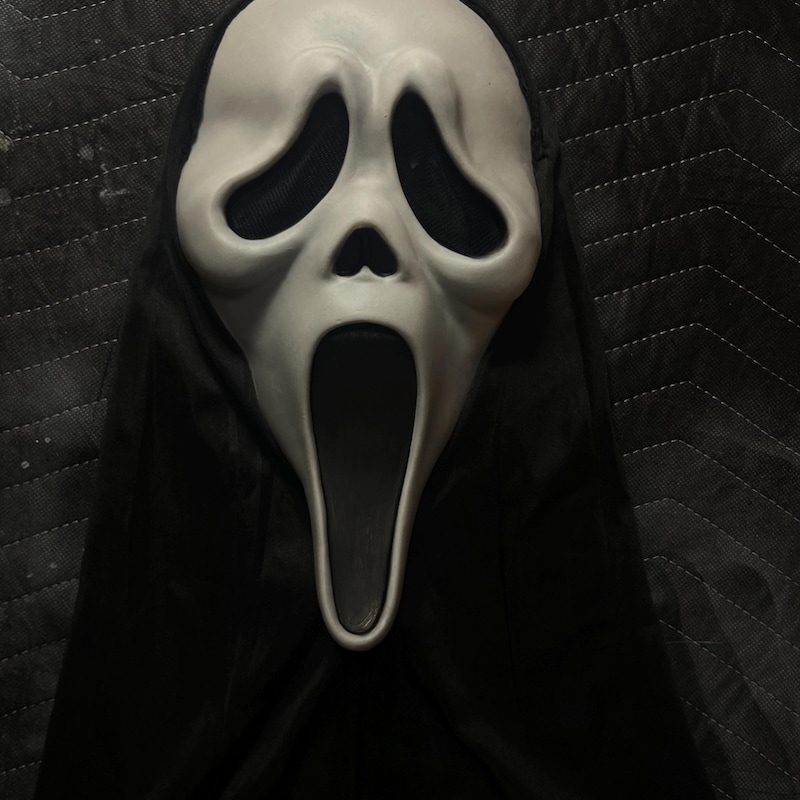 Scream 7 Costume - Etsy