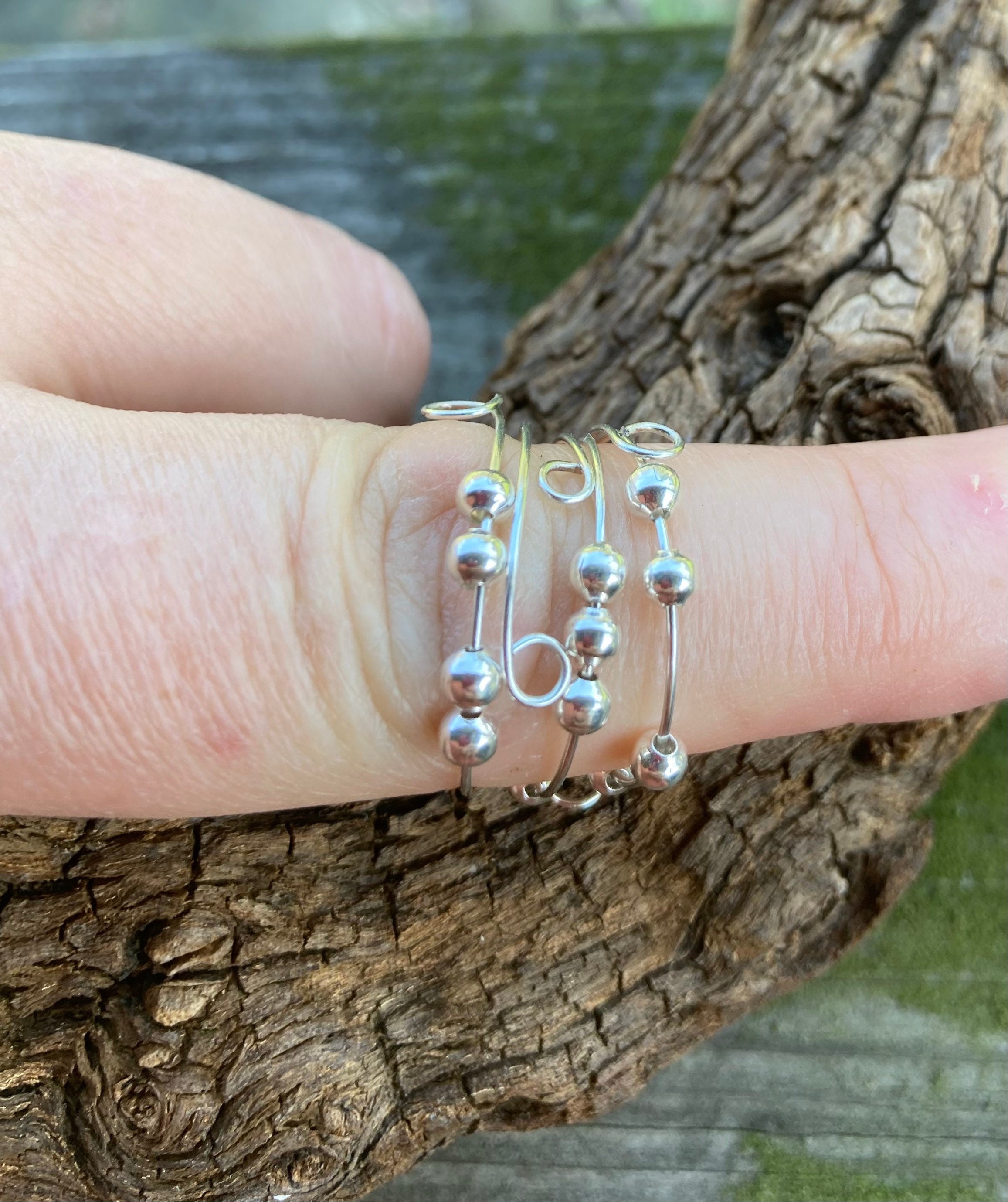 Silver Adjustable Anti Anxiety Ring Movable Beads Made With Memory Wire ...