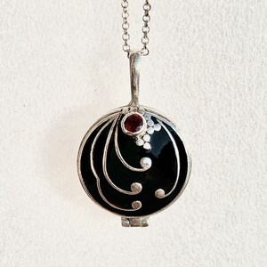 Black Enamel 925 Sterling Silver Locket Faceted 4mm Round Garnet Gem ...