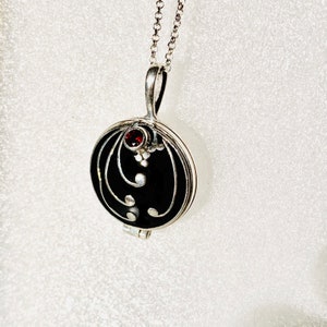 Black Enamel 925 Sterling Silver Locket Faceted 4mm Round Garnet Gem ...