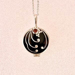 Black Enamel 925 Sterling Silver Locket Faceted 4mm Round Garnet Gem ...