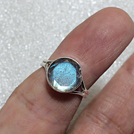 Finegemstone Sterling Silver Bella Ring With Faceted - Etsy
