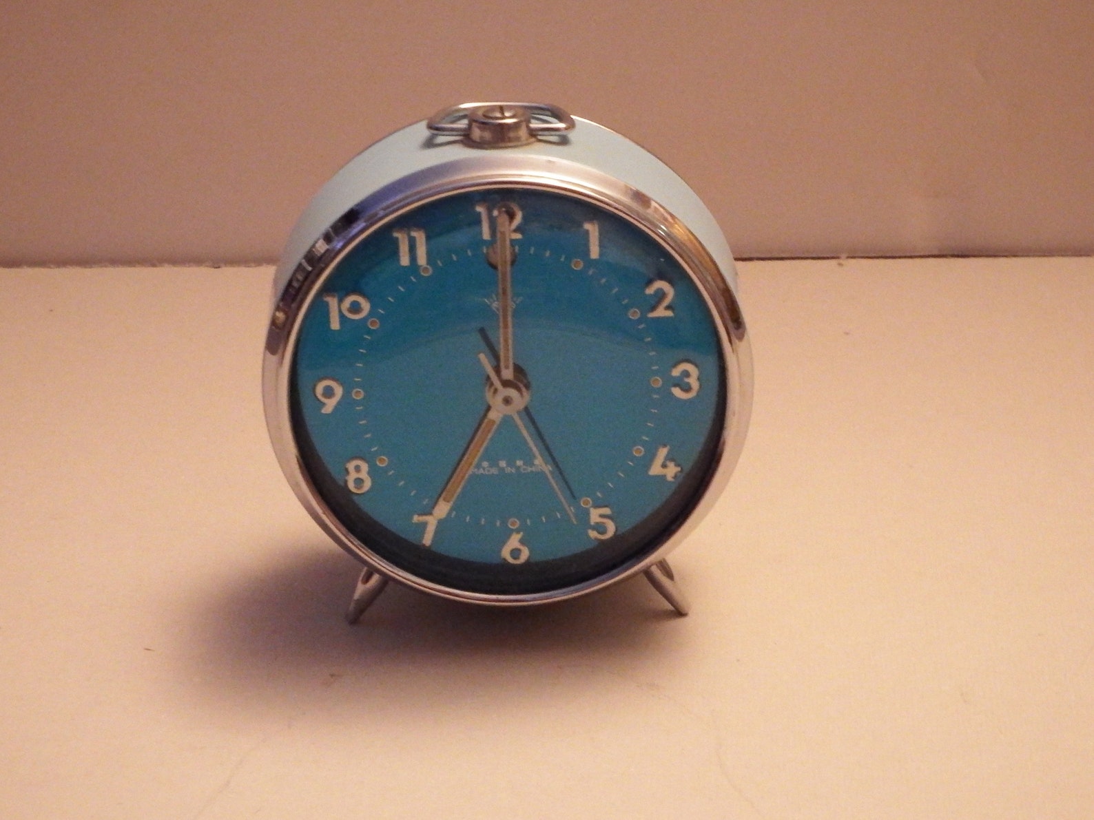 Vintage Diamond Alarm Clock Wind-up,made in China,good Working - Etsy
