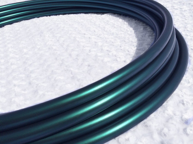 Medusa Emerald Green 5/8” Polypro Hula Hoop: Collapsible Dance ...