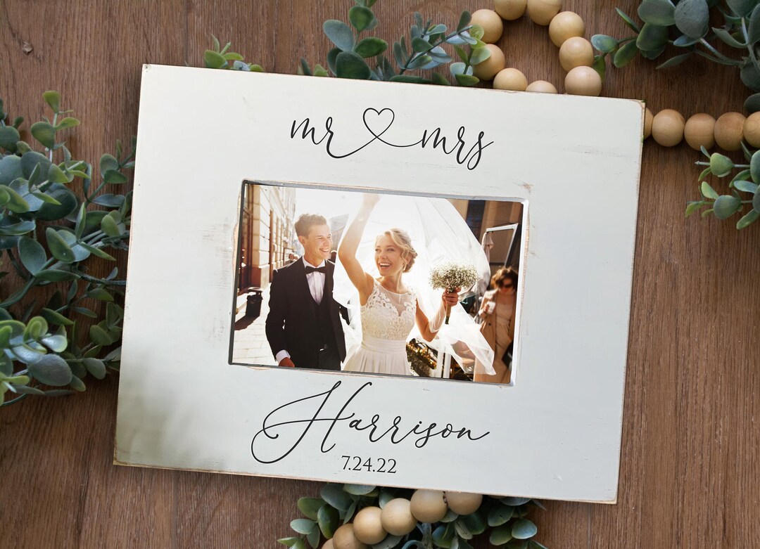 Mr and Mrs Picture Frame Wedding Gift, Newlyweds Present, Bridal Shower ...