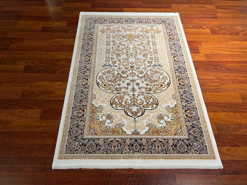 Cream Muslim Luxury Silk Prayer Rug, Islamic Pattern Janamaz, Classic ...