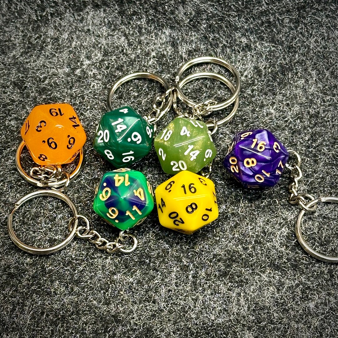Random D20 Dice Keychain Party Gift Dungeons and Dragons - Etsy