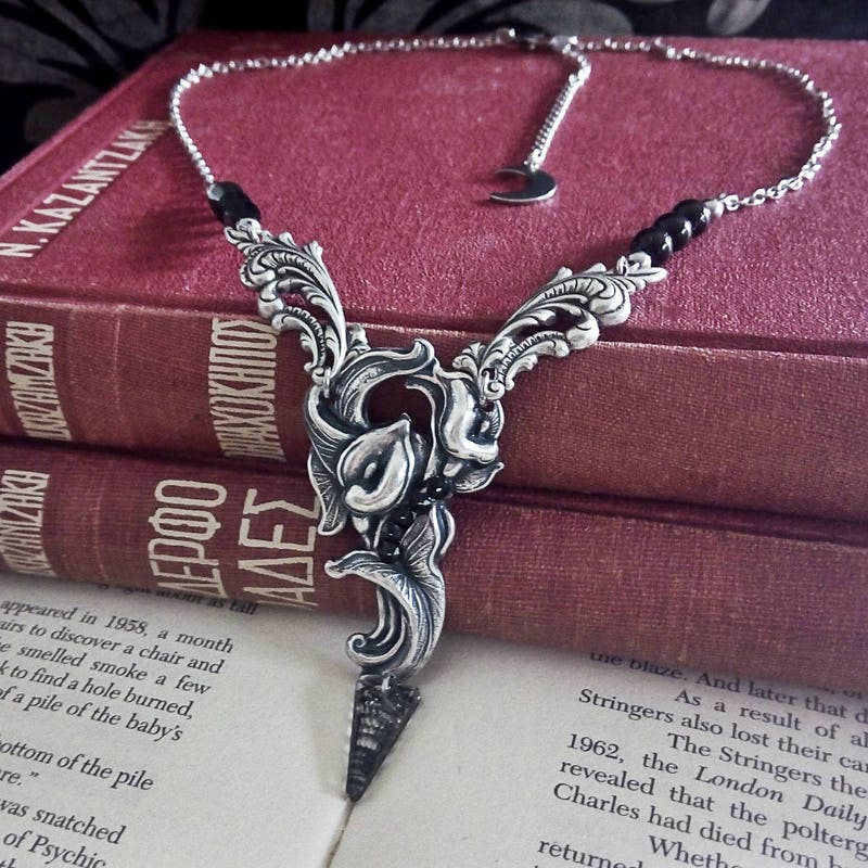 Gothic Gifts - 60+ Gift Ideas for 2024