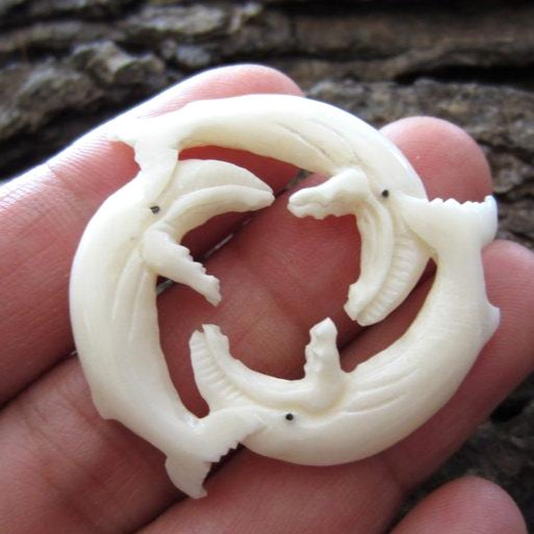 Intricate Double Sided Carving Three Little Whales, Hand Carved Buffalo ...