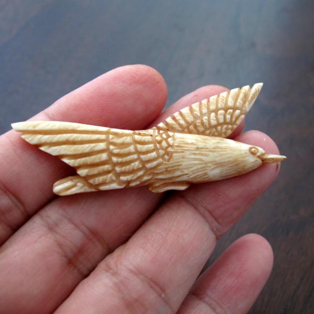 Excellent Hand Carved Flying Raven, Buffalo Bone Carving , Jewelry ...