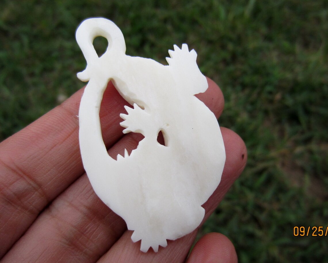 SALE Amazing Detail Hand Carved Gecko, Pendant, Balinese Carving, Not ...