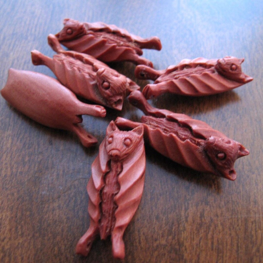 Beautifully Carved Bat , Sabo Wood Carving Pendant, Drilled on the Feet ...