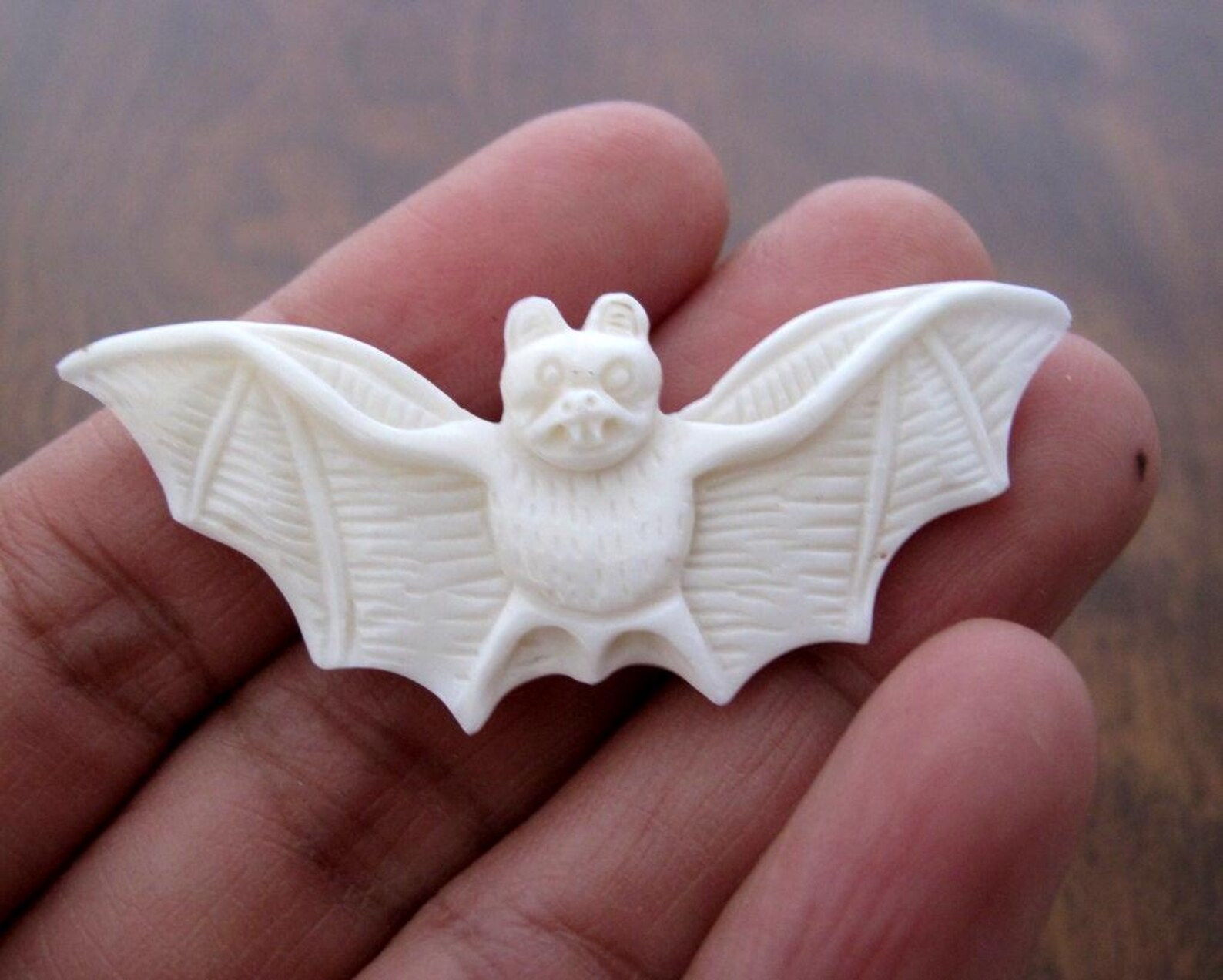 Amazing Detail Hand Carved Bat , Buffalo Bone Carving Jewelry Supplies ...