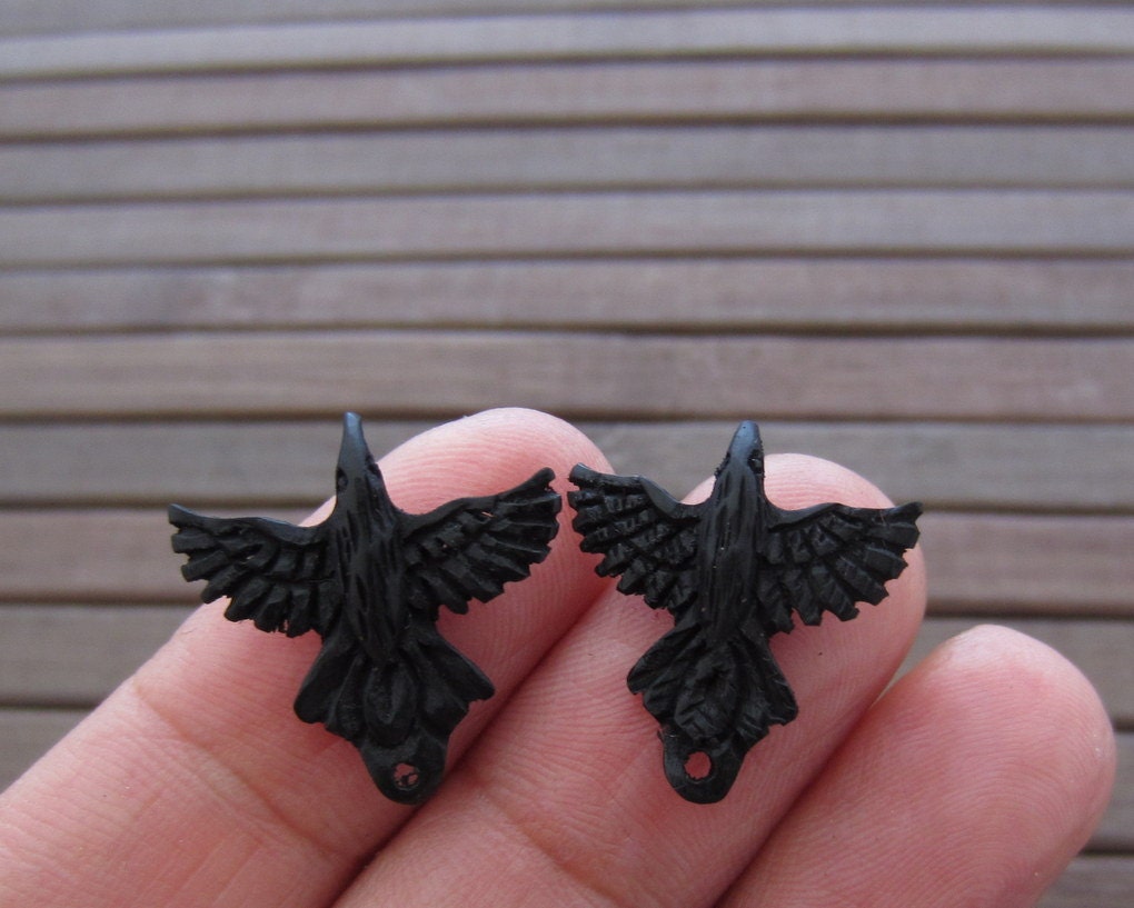 Tiny Pair 15mm X 13mm Carved Black Raven Buffalo Horn - Etsy