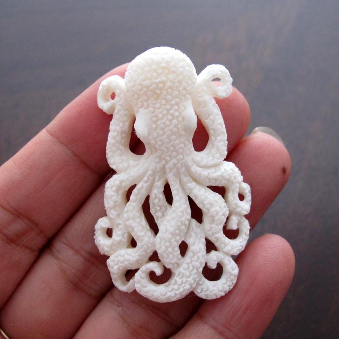NEW ARRIVAL Amazing Detail Hand Carved Octopus, Buffalo Bone Carving ...