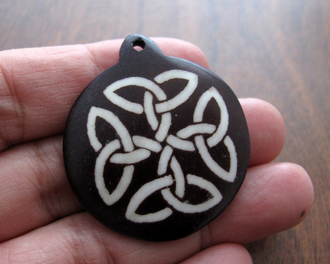Carve Celtic Symbol in Buffalo Horn, Pendant, Jewelry Making Supplies ...