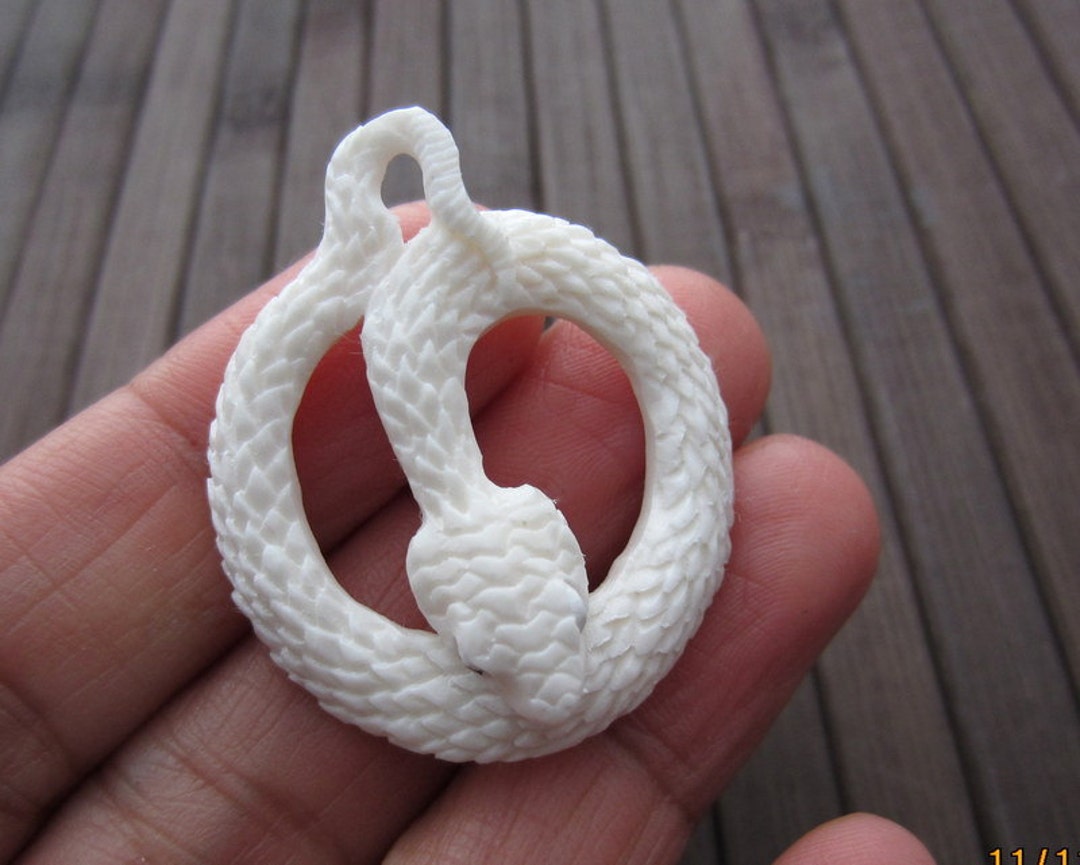 Amazing Detail Carved Snake, Rattle Snake ,buffalo Bone Carving ...