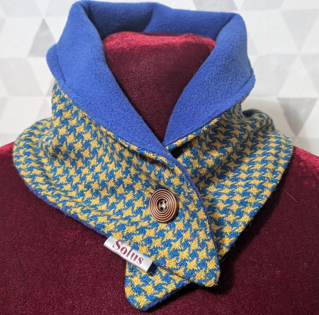 HARRIS TWEED Neckwarmer/scarf. Traditional Check Harris Tweed With ...