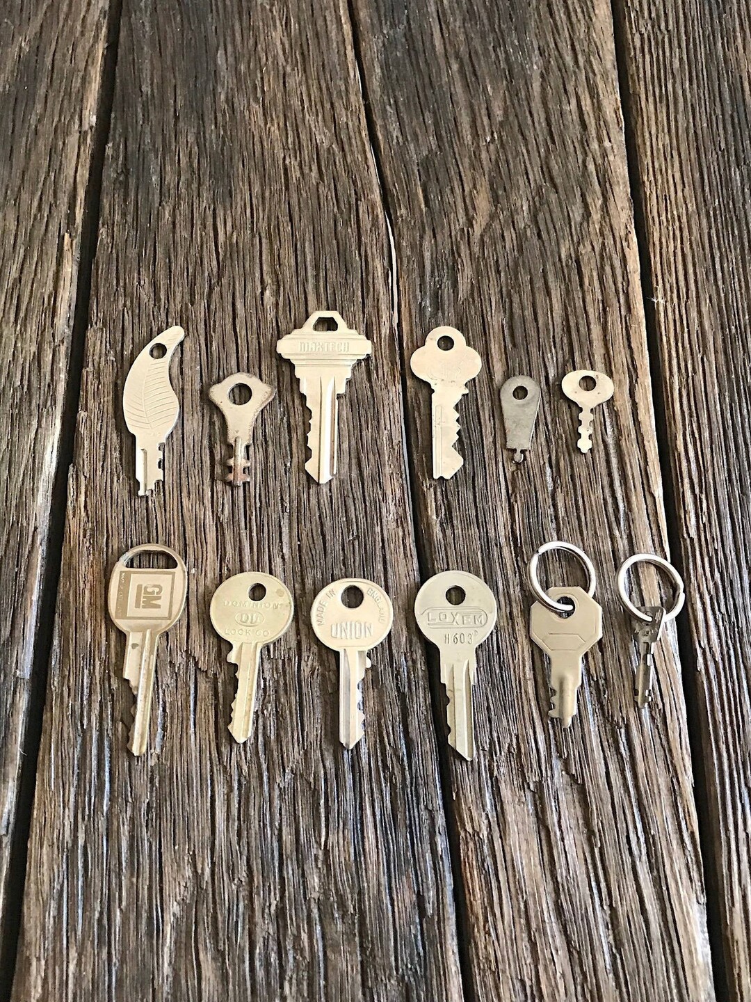 12 Vintage Keys Silver Metal Keys Old Keys for Decor and Art One Dozen ...