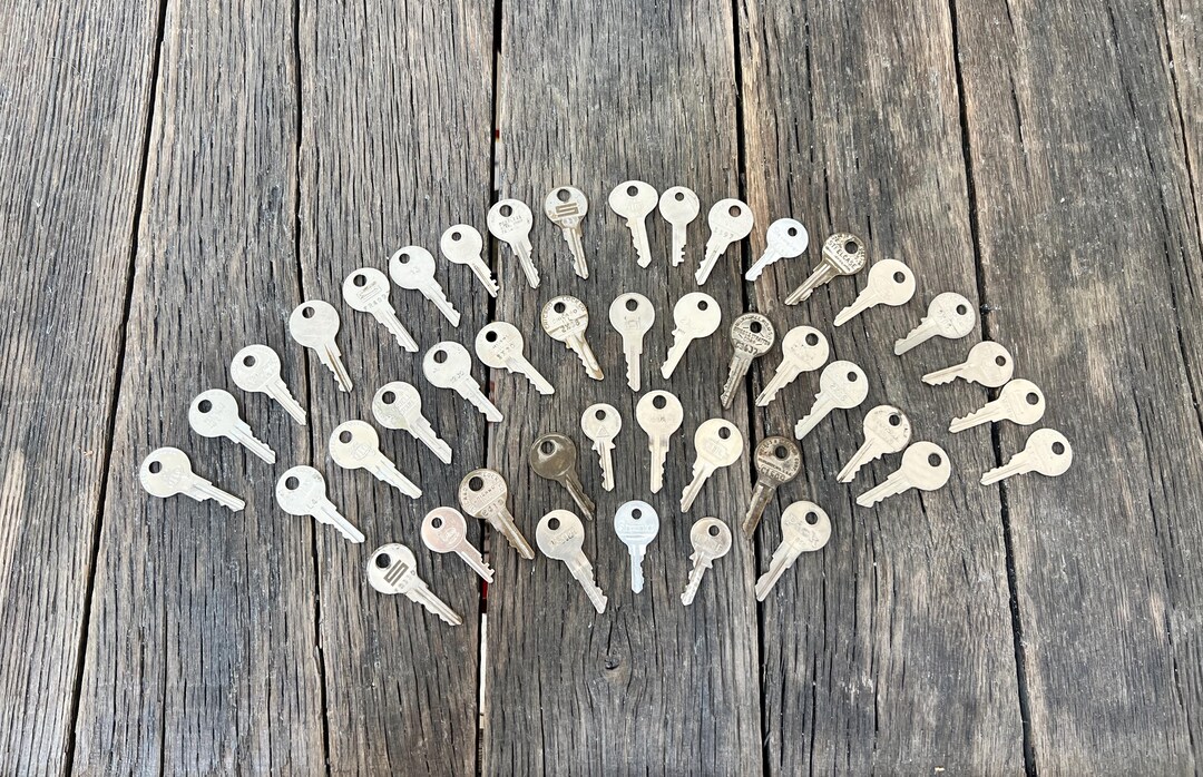44 Vintage Silver Keys - Vintage Key Collection - Classic Metal Keys ...