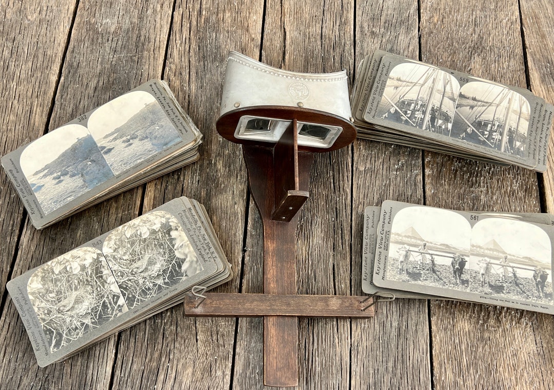Antique Monarch Stereoscope With 54 Cards Metal and Wood Stereoscope - Etsy