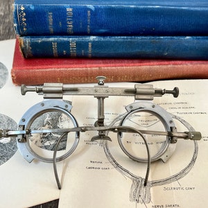 4 Antique Eye Doctor Items Vintage American Optical Optometrist Testing ...