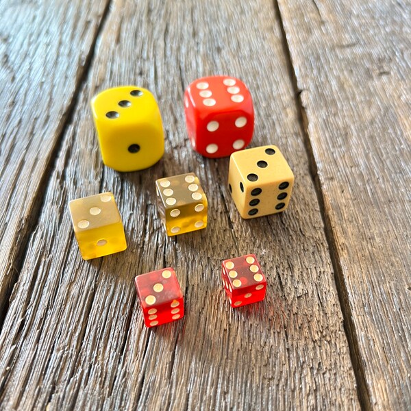 Vintage Red Bakelite - Etsy