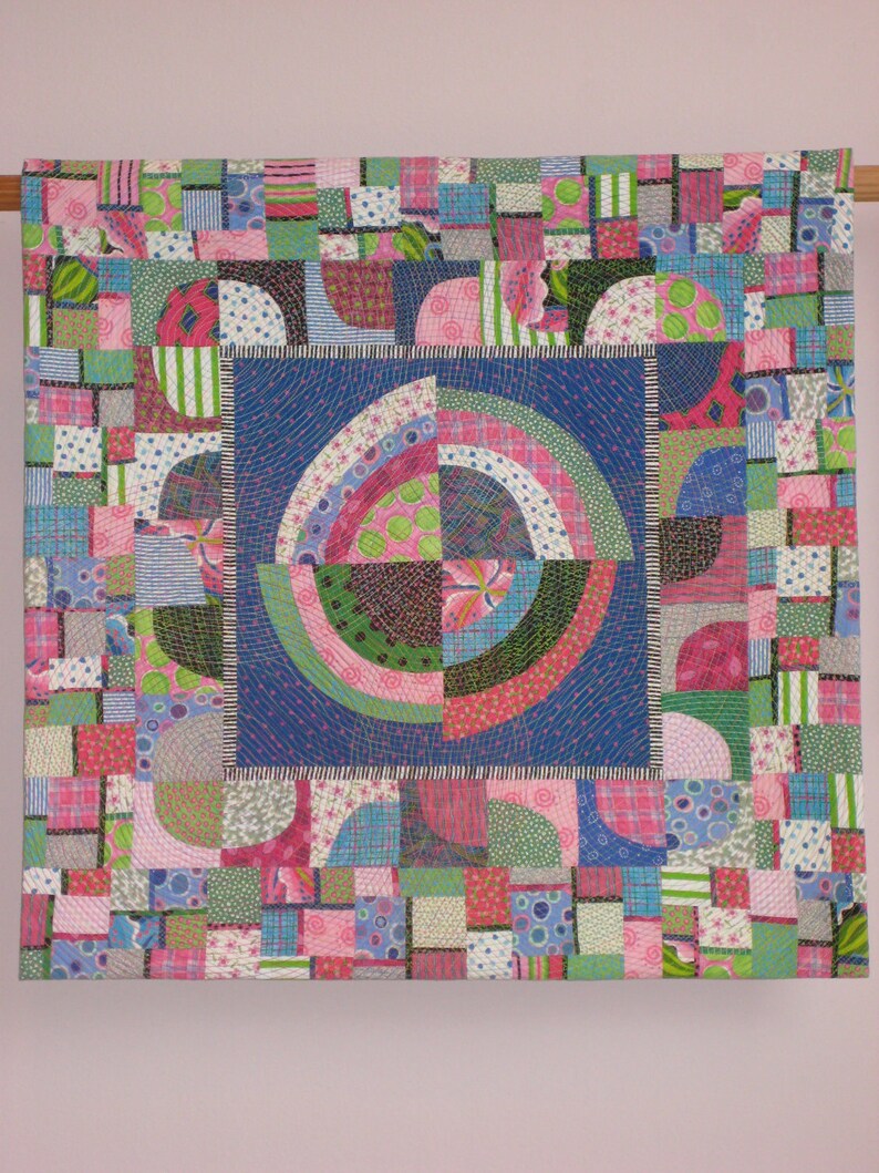 Going in Circles Wall Quilt - Etsy