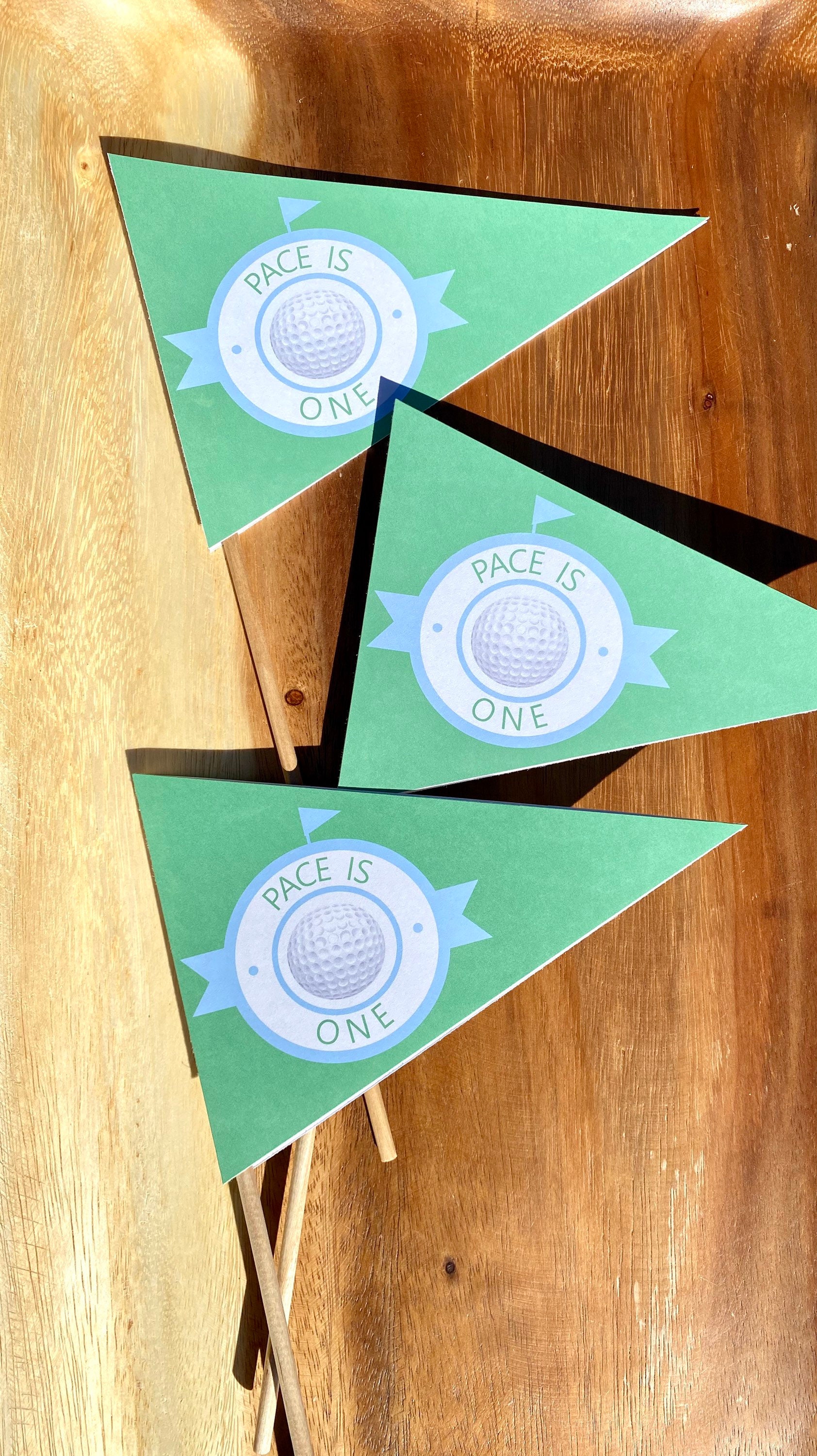 Banderines de centro de mesa con la frase "Happy Birthday" de GOLF ...