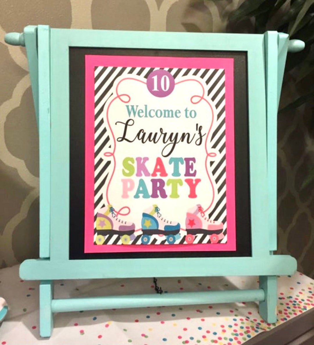 ROLLER SKATE PARTY Happy Birthday Door or Welcome Sign Party Packs ...