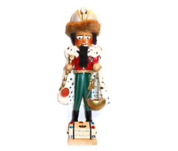 History of German Nutcrackers & Where to Buy a Nutcracker!